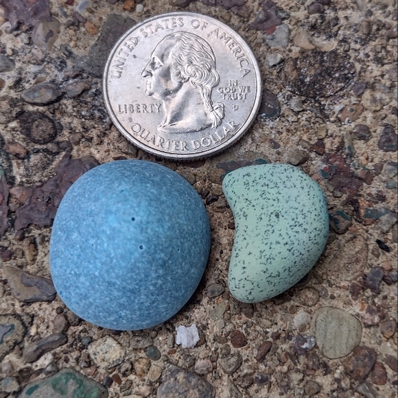 sea glass | Art | Leland Blue And Green Stone Slag Rocks | Poshmark